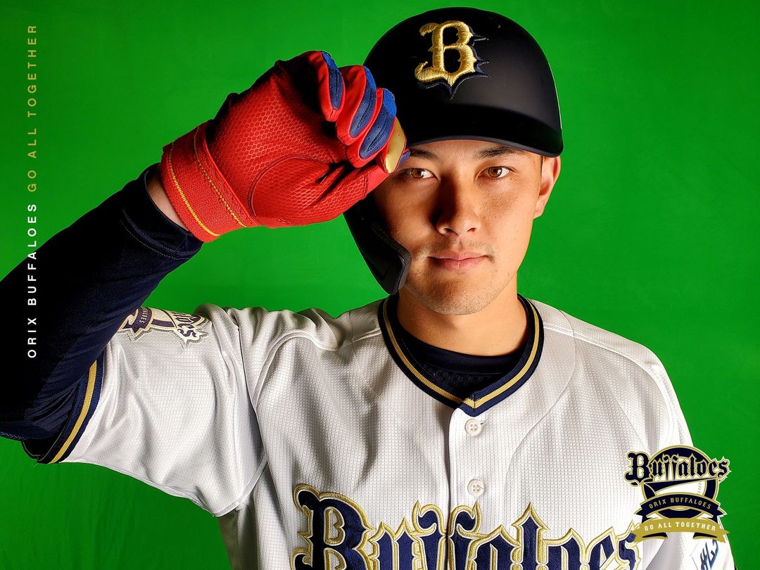 ORIX-Buffaloes: #野口智哉 #初めてのビジュアル撮影 #躍動感 #オリックスJr出身 #オリの申し子 #Bs2022 # ...